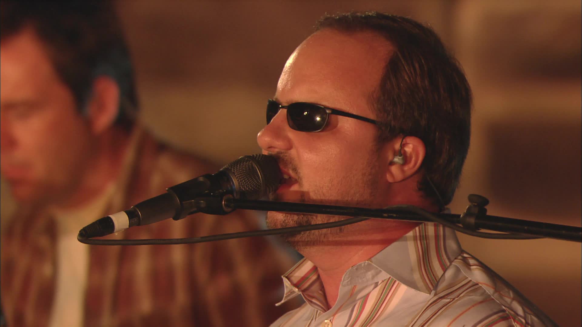 bill and gloria gaither Official Music Videos and Songs