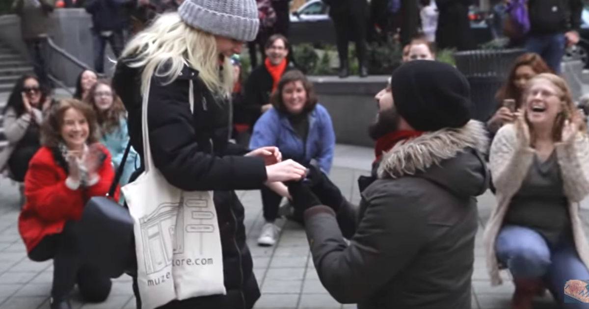 Incredible 'Can't Stop The Feelingâ€™ Flash Mob Turns Into An Adorable ...